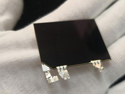 30% Efficiency Triple Junction Gallium Arsenide Solar Cell (Laminate 4*3cm)