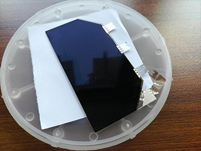 30% Efficiency Triple Junction Gallium Arsenide Solar Cell (Laminate 4*8cm)